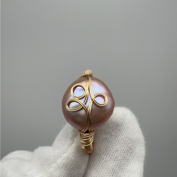 Jewelry | Elegant Gold And Pink Wire Wrapped Pearl Ring | Poshmark